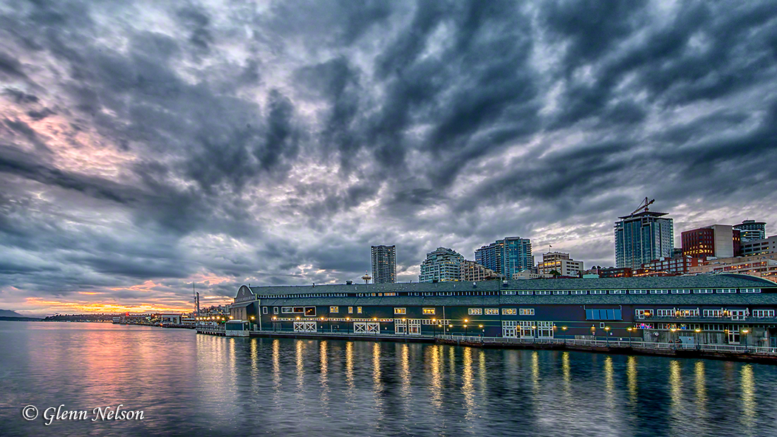 Sunset in Seattle – The Buzz: Glenn Nelson